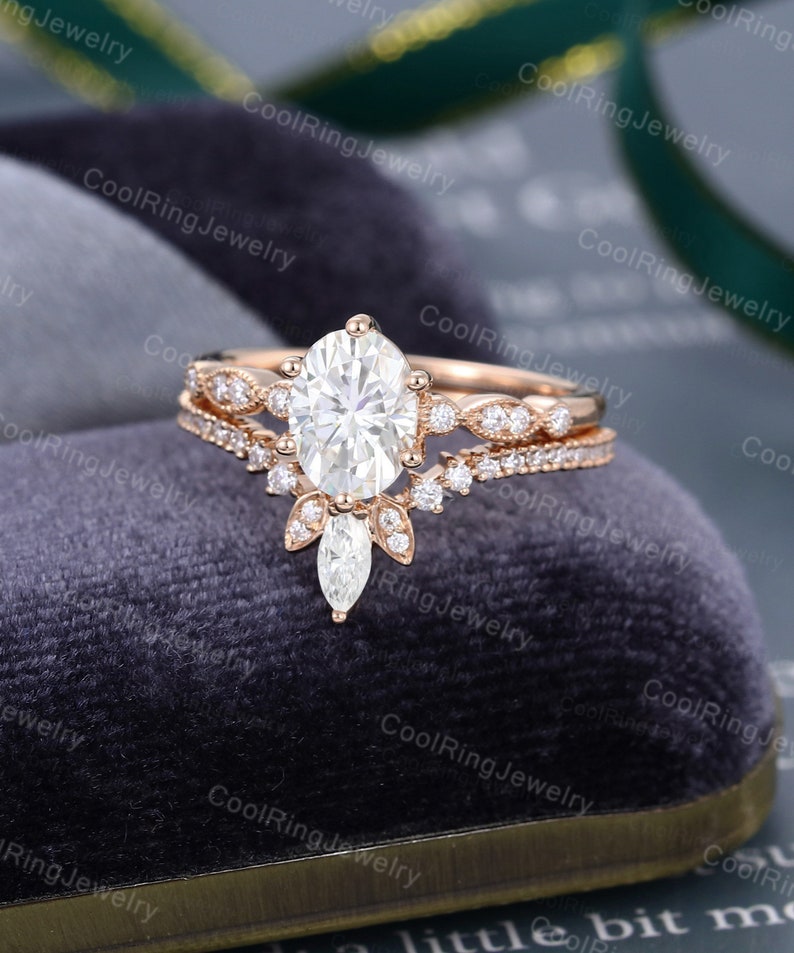 Oval Cut Moissanite Engagement Ring Set Rose Gold Ring - Etsy