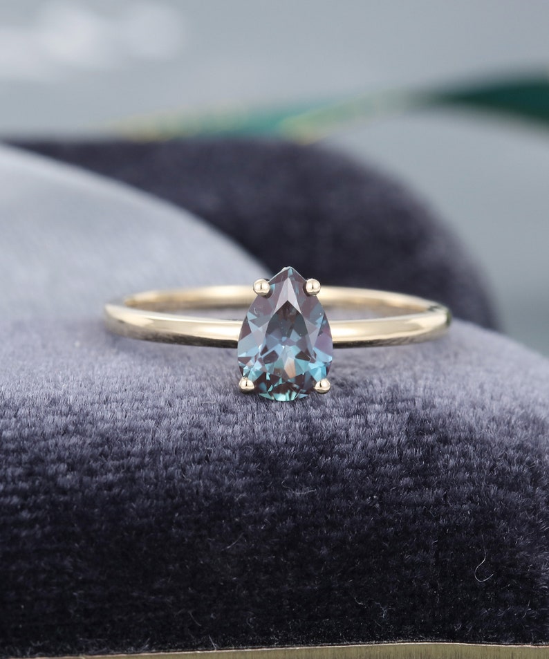 Simple Pear Shaped Alexandrite Engagement Ring Yellow Gold Minimalist ...