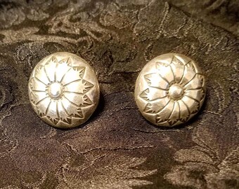 Concho Studs - Etsy