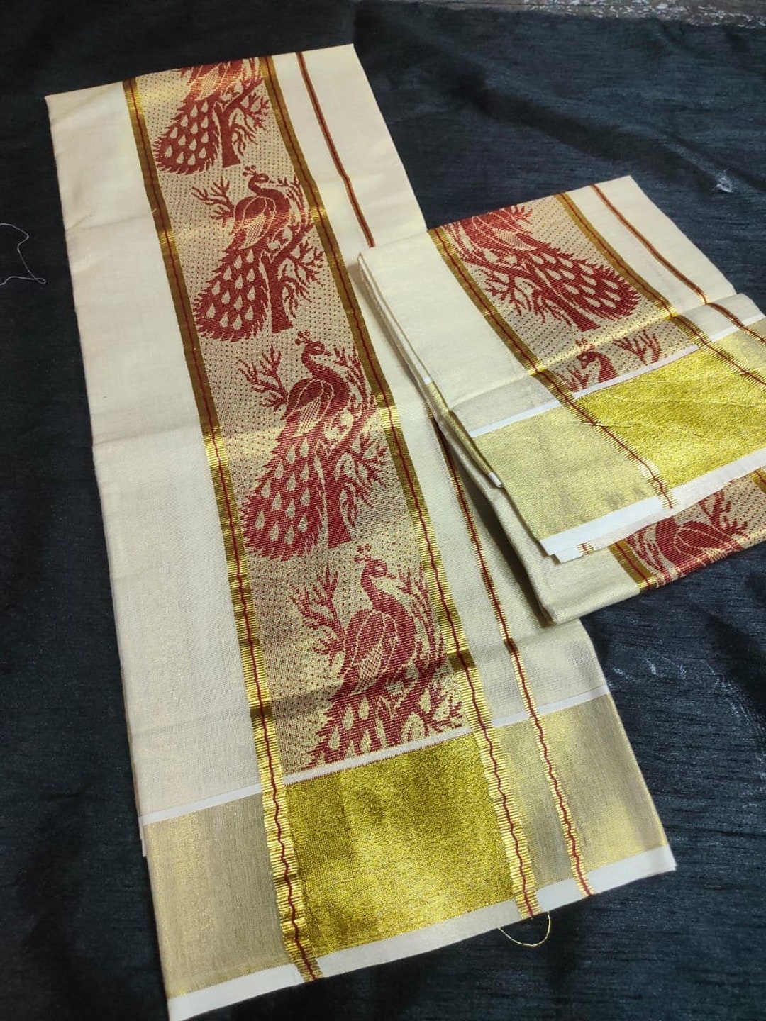 Traditional Kerala Tissue Set Mundu ( Maroon) - Etsy
