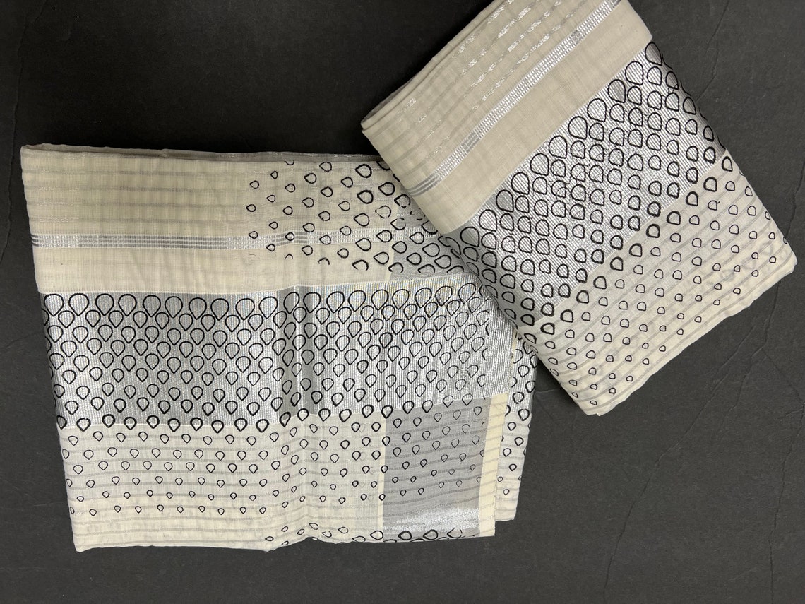 Traditional Kerala Silver Tissue Set Mundu With Black Border - Etsy