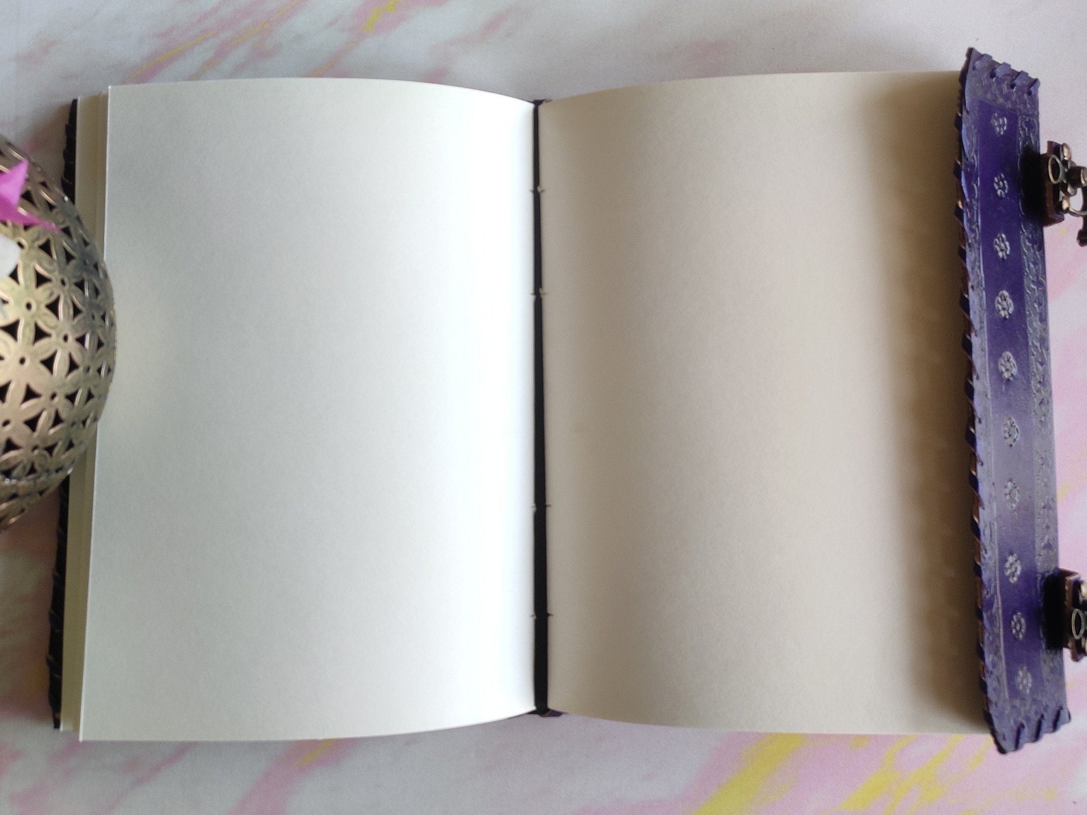 Pack of 2 Large Embossed Leather Journals With Lock Seven - Etsy