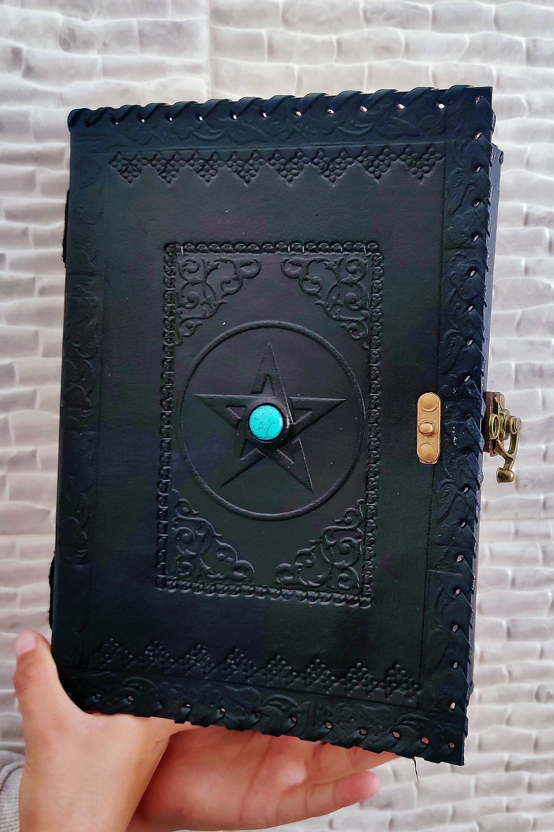 200 Pages Large Leather Journal With Lock Embossed Handmade - Etsy