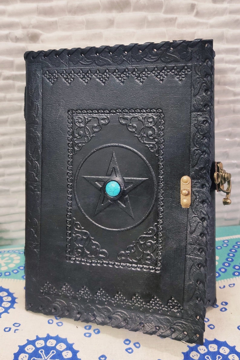 200 Pages Large Leather Journal With Lock Embossed Handmade - Etsy