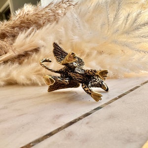 Solid Brass Greek Mythology Celtic Griffin Claw Statue, Metal ...