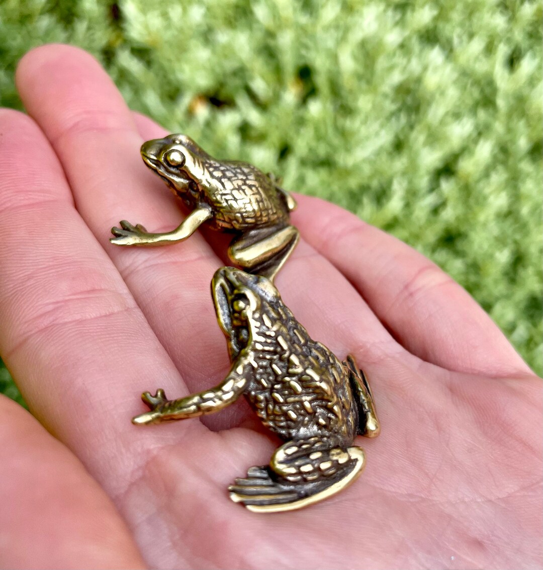 Fine Lifelike Solid Brass Frog Figurine, Couple of Frogs Statue, Small ...