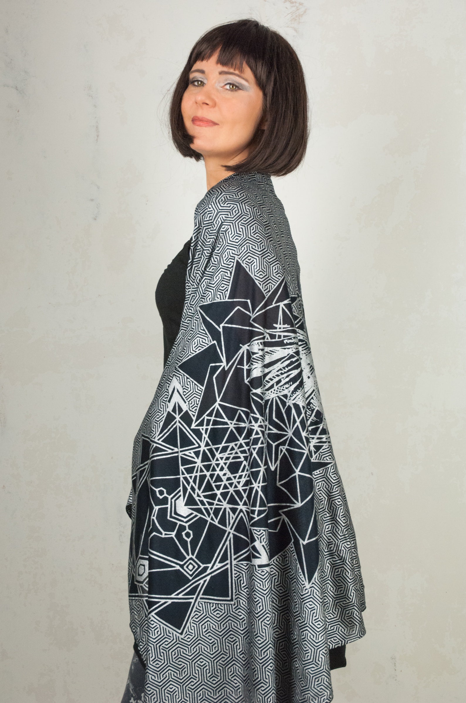 Silver Wing Crow Goth Scarf made of Organic Material for | Etsy