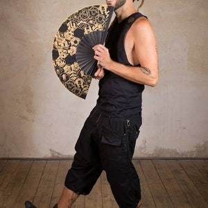 Black Hand Fan | Folding Hand Fans With Sacred Geometry | Fächer ...