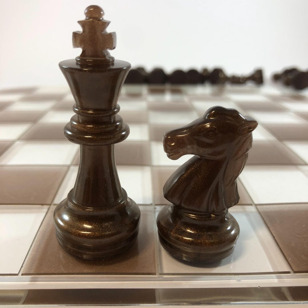 Epoxy Chess Set. Chess Board Handmade Epoxy Chessboard Brown and Clear ...