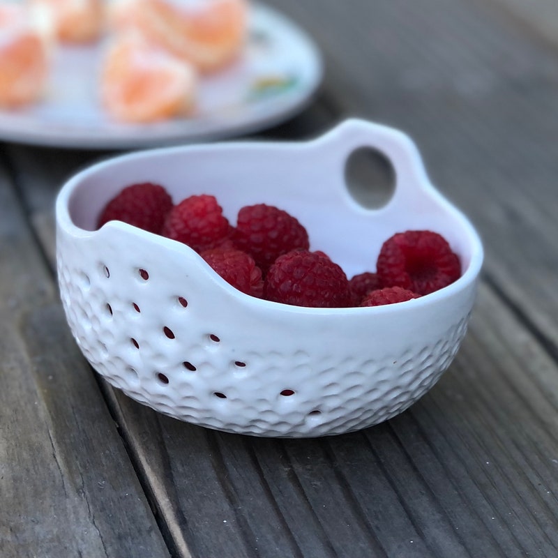Berry Bowl Colander - Etsy