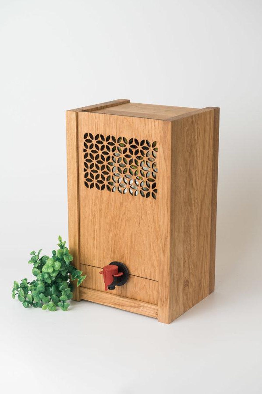 Personalized Wooden Wine Box: Rustic Beverage Dispenser, 3L/5L - Etsy