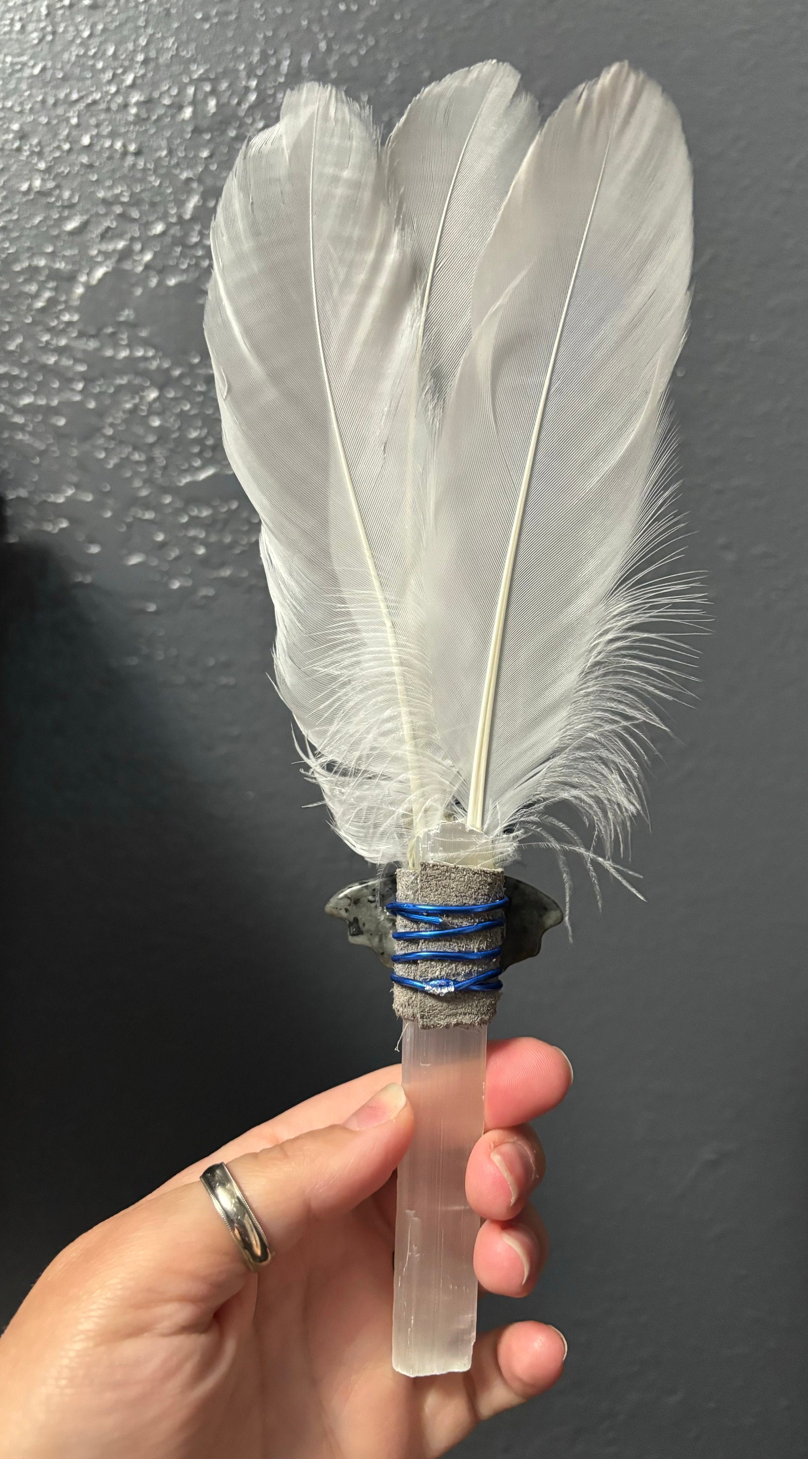 Small Crystal Alter Tool Selenite Handle Yooperlite UV Glowing Bat ...