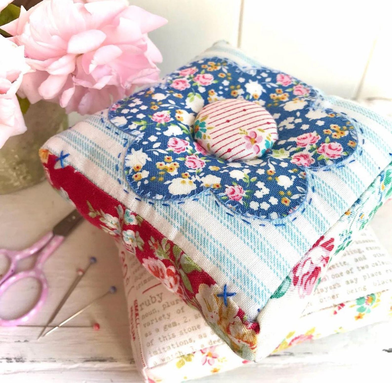 Flower Square Pincushion Pattern - Etsy