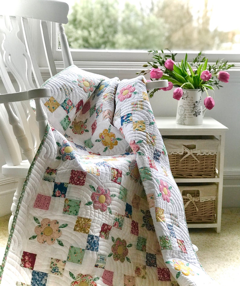 Cottage Garden Quilt Pattern - Etsy