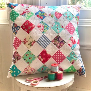 Squares on Point Cushion Pattern - Etsy