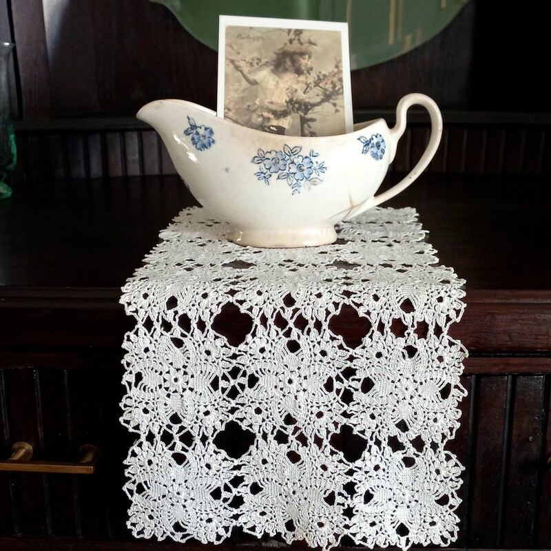 Mantel Runner - Etsy