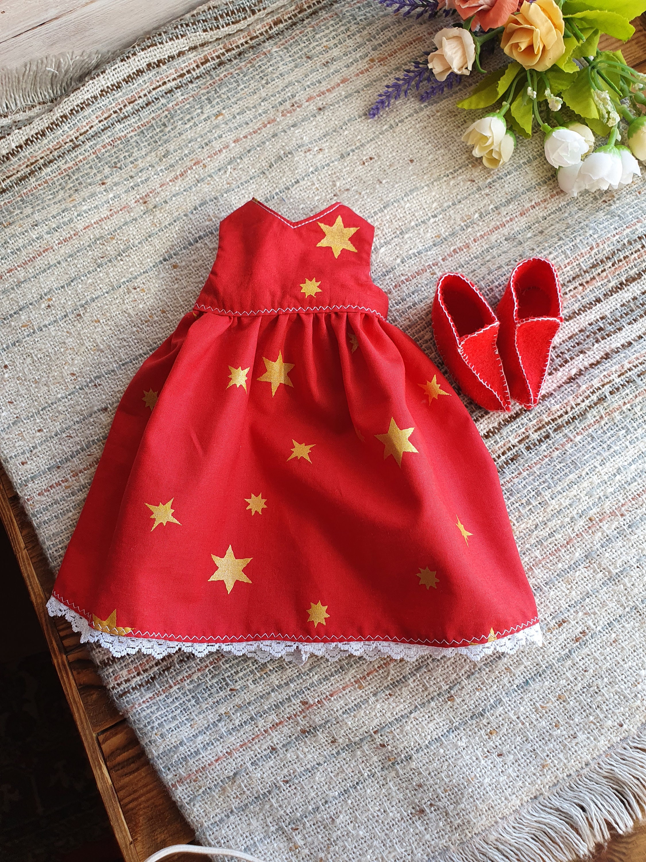 Dress and shoe pattern for a 20-inch doll | Etsy