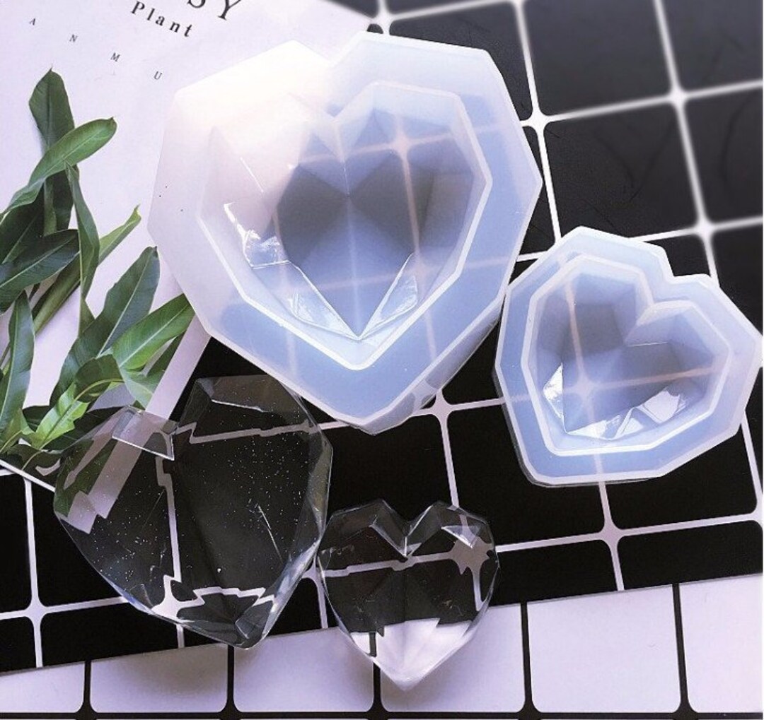 Cutting Surface Heart-shaped Gemstone Silicone Mold - Diamond Heart ...