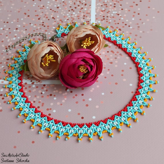 Small necklace beads store