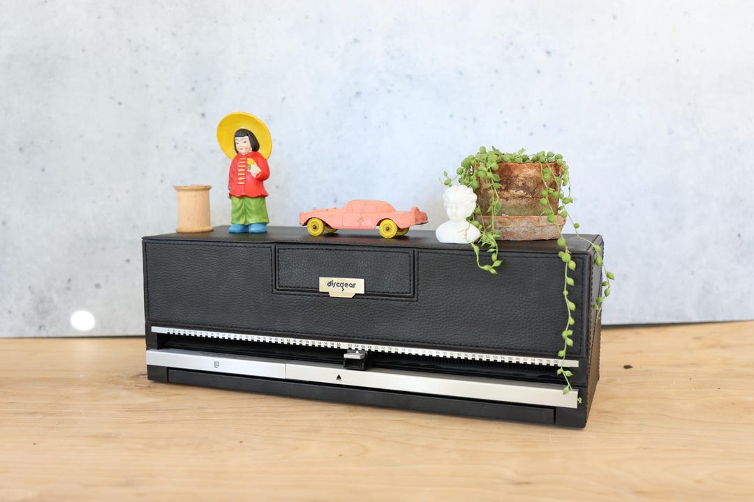 Discgear CD Holder Auto Door With Light and Organizer Faux Leather ...