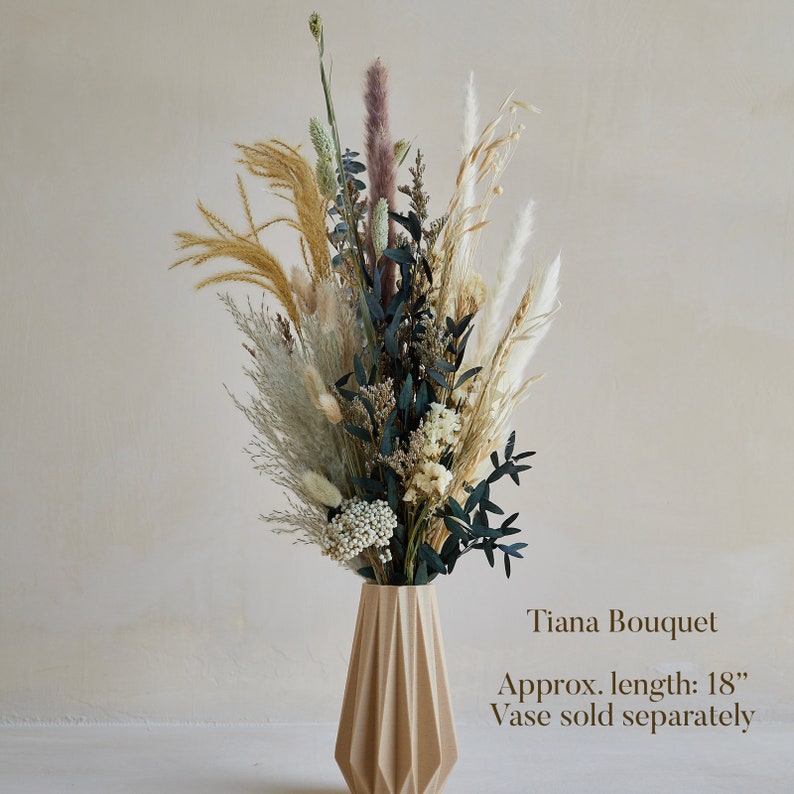 Pampas Grass Dried Flower Bouquet: Boho Wedding Centerpiece - Etsy