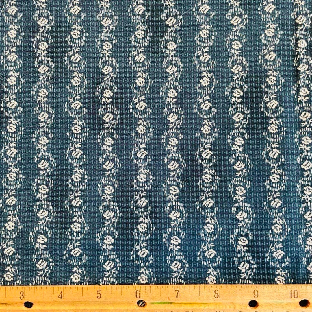 Haversack by Audrey Wright of Legacy Patterns for RJR Fabrics. Pattern ...