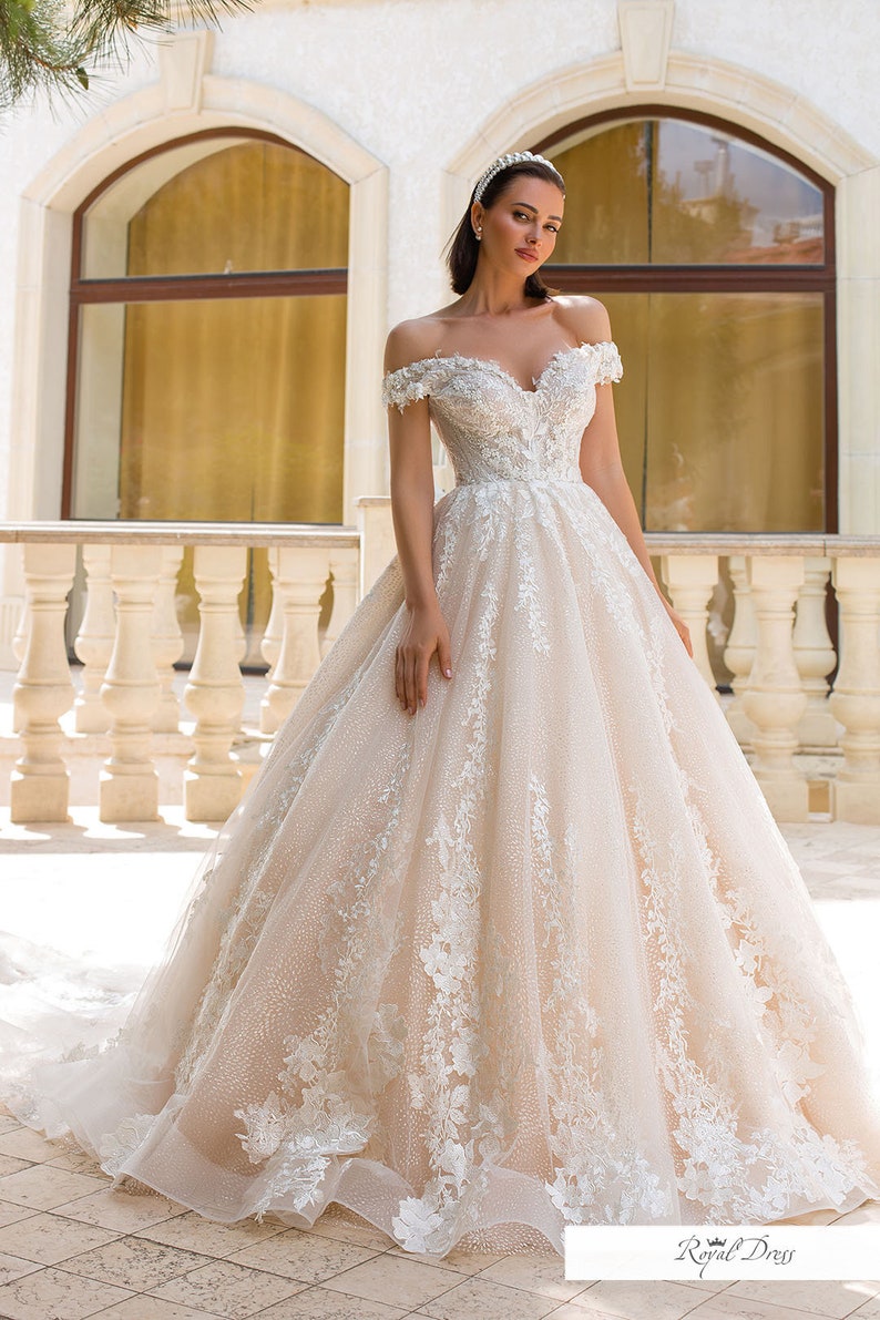 Wedding Dress '0251'/ Bridal Gown Wedding Dress Open - Etsy