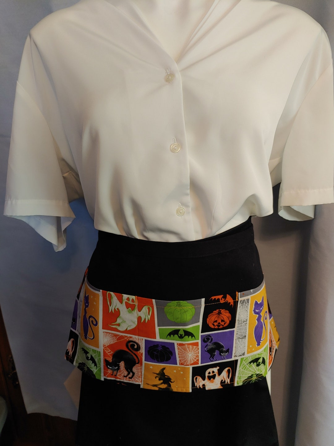 Spooky Halloween Waitress/server Apron ... - Etsy