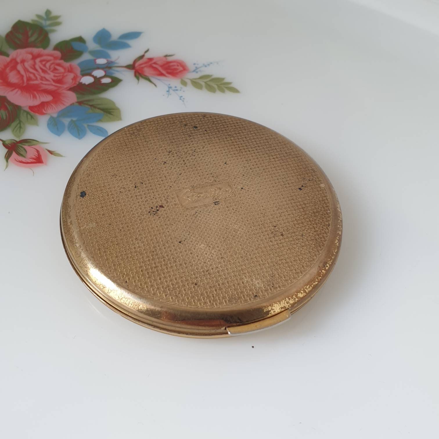 Vintage Stratton Compacts Red Poppy Stratton Compact - Etsy