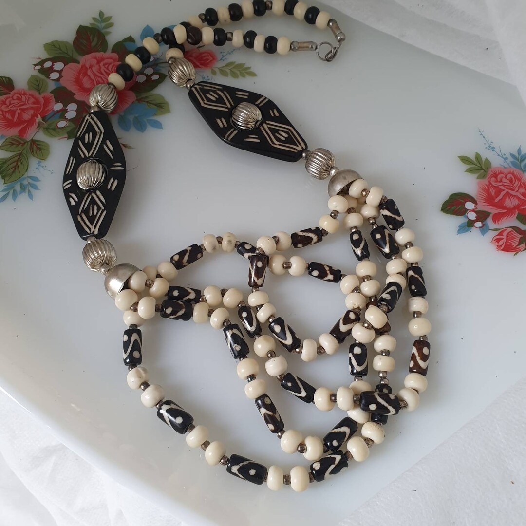 Vintage Carved Celluloid Mono Necklace, Tribal Bead Necklace, Black and ...