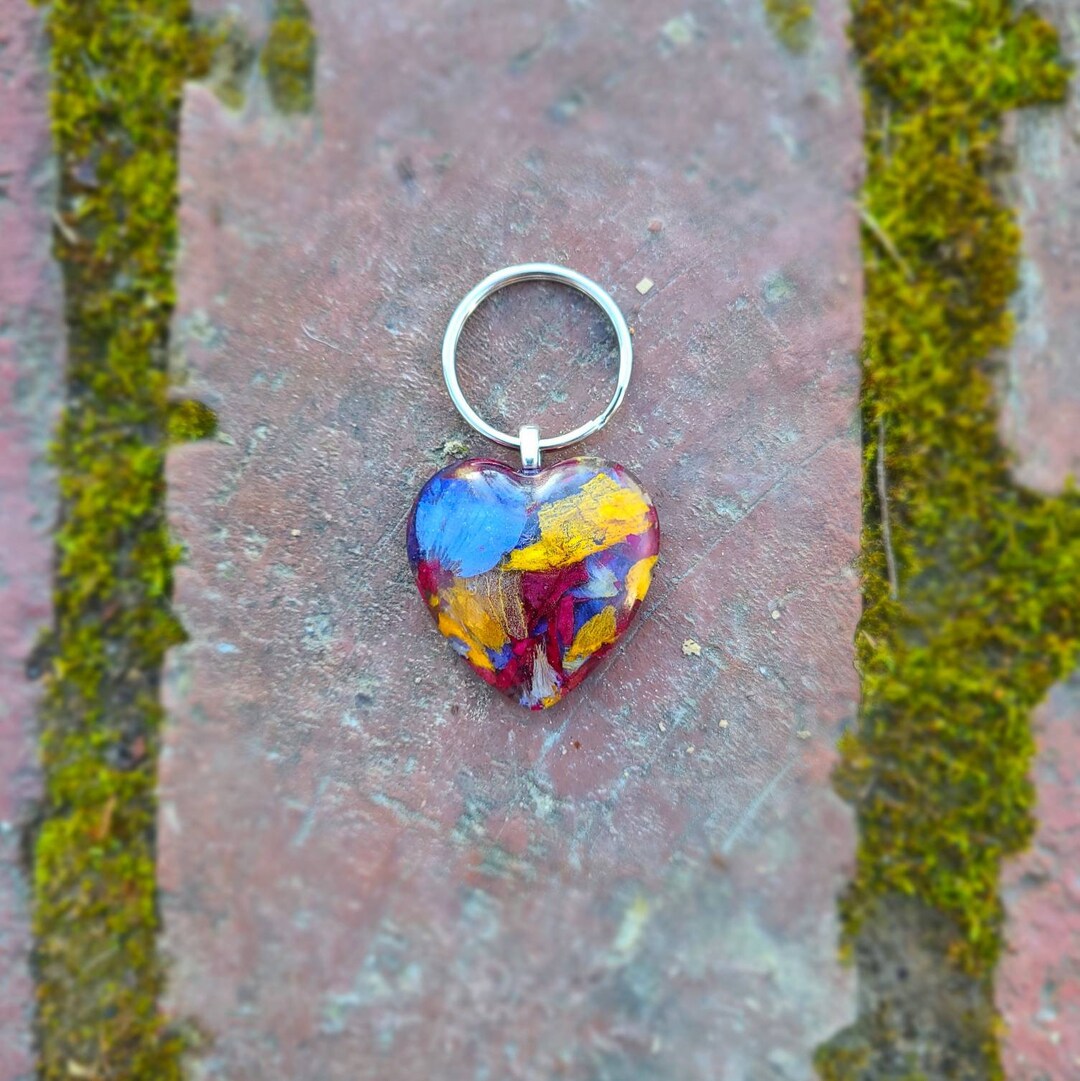 Heart Keychain Made With Flowers. Memorial Beads. Wedding - Etsy