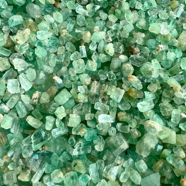 EMERALD NECKLACE - Etsy