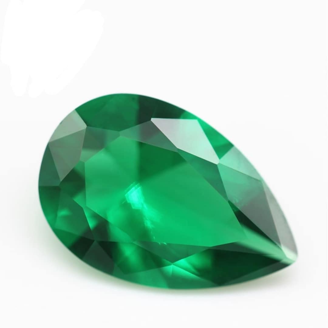 Emerald Pear Cut Faceted Lab Created Pear 2x3mm to 8x10mm Emerald Green ...