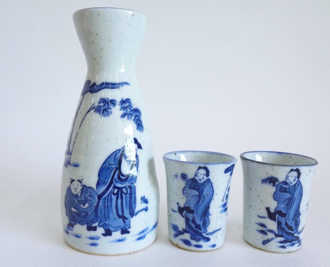 Nabeshima Sake Set Japanese Porcelain Tokkuri Bottle-sake Server & 2 ...
