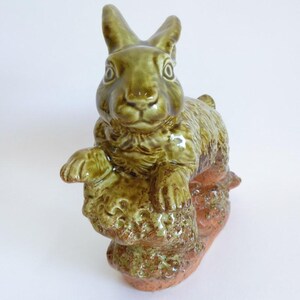 Running Rabbit Bunny Hare Ceramic Okimono, Japanese Shigaraki-yaki ...
