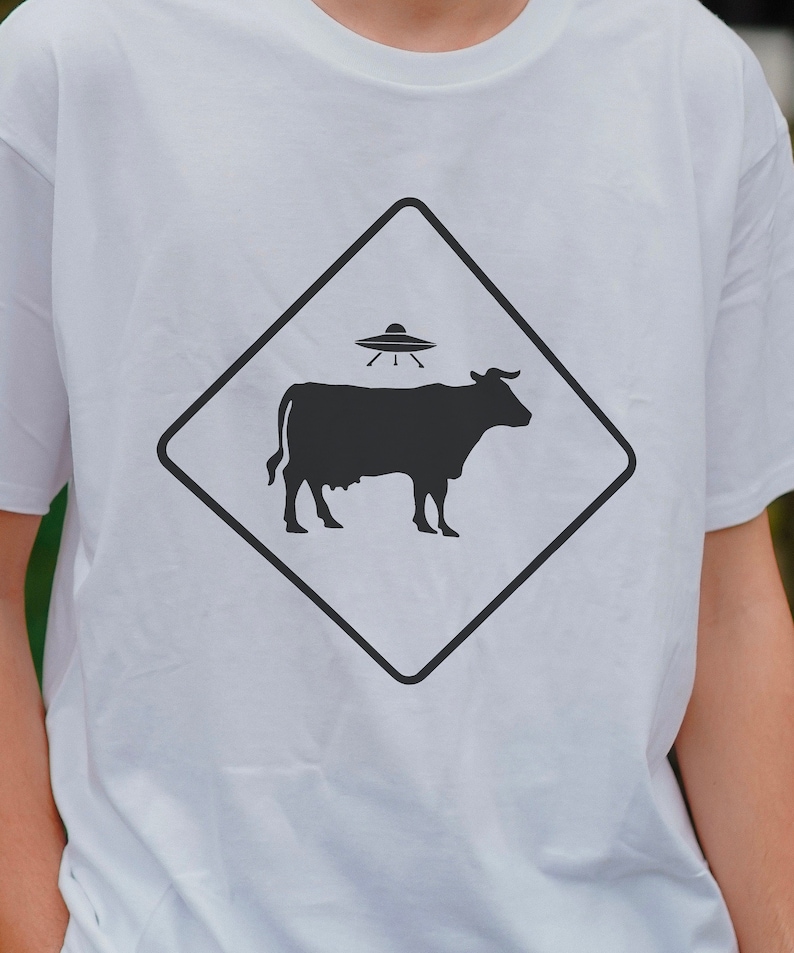 UFO Cow Abduction Sign SVG Alien Ship Logo Svg Png Jpeg - Etsy
