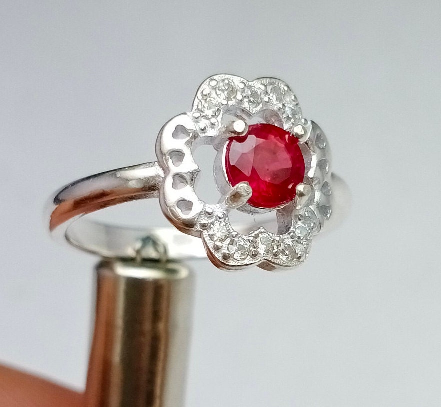 Very Beautiful Natural 0.50 Carat Tajikistan Ruby in 925 - Etsy UK