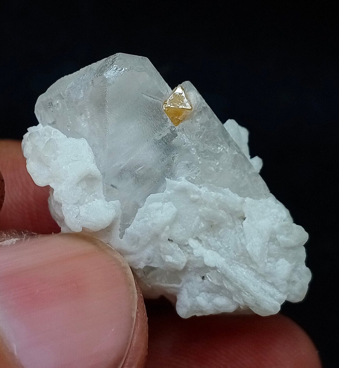 Rare Crystal of Microlite Combine With Topaz Measuring 29*21*20 Mm 11.6 ...