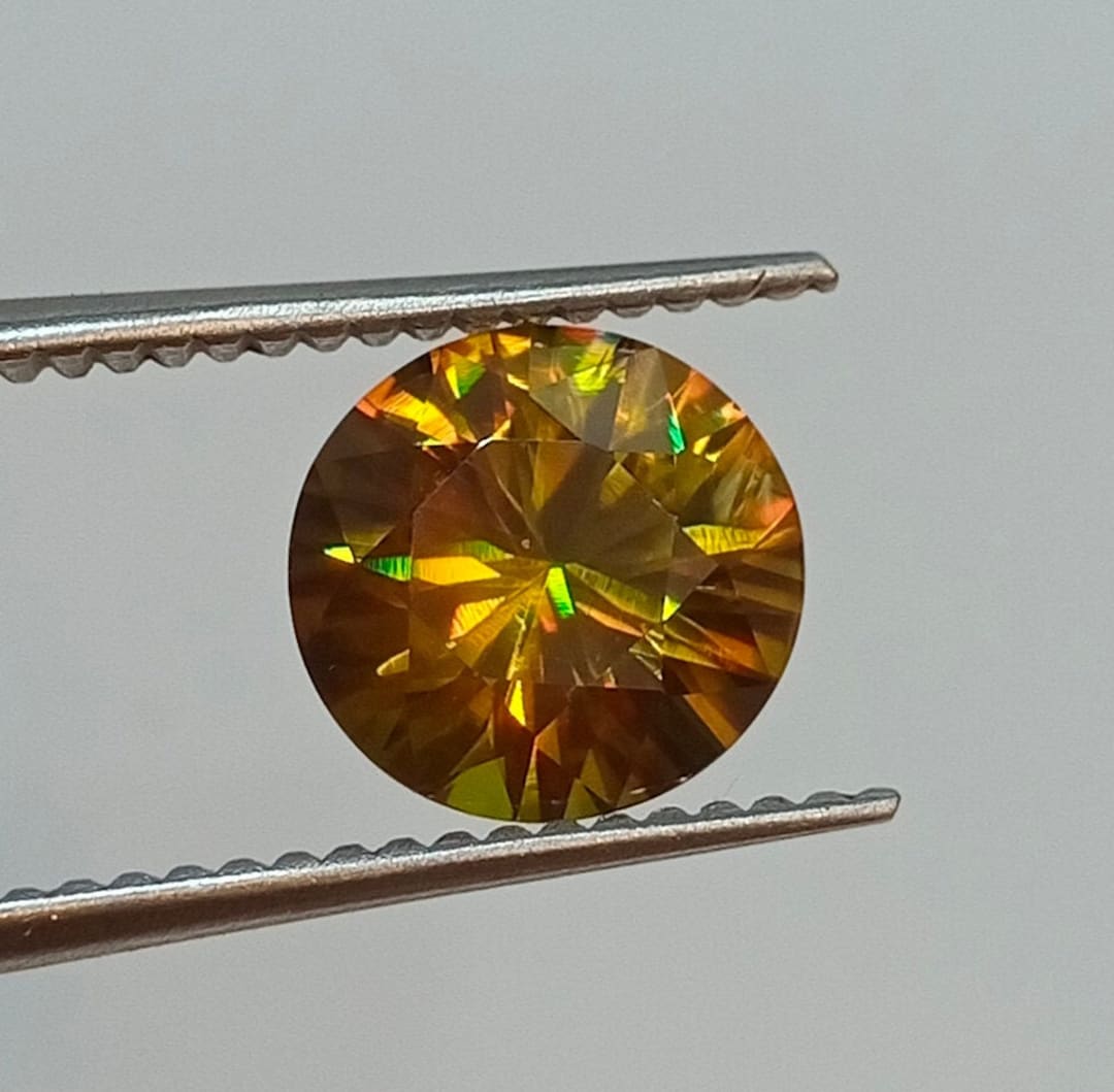 2 Carat AAA Color Full Fire Nugget Green Titanite Sphene Round Shape ...
