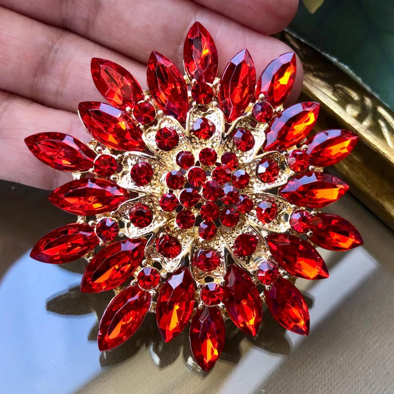 Red Vintage Brooch - Etsy