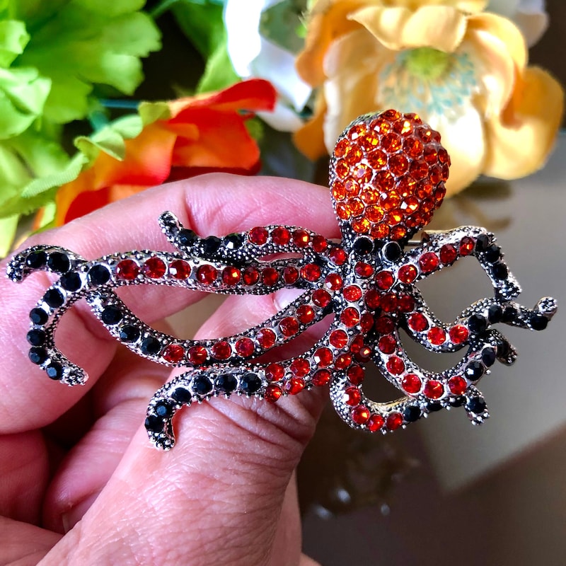 Octopus Brooch - Etsy