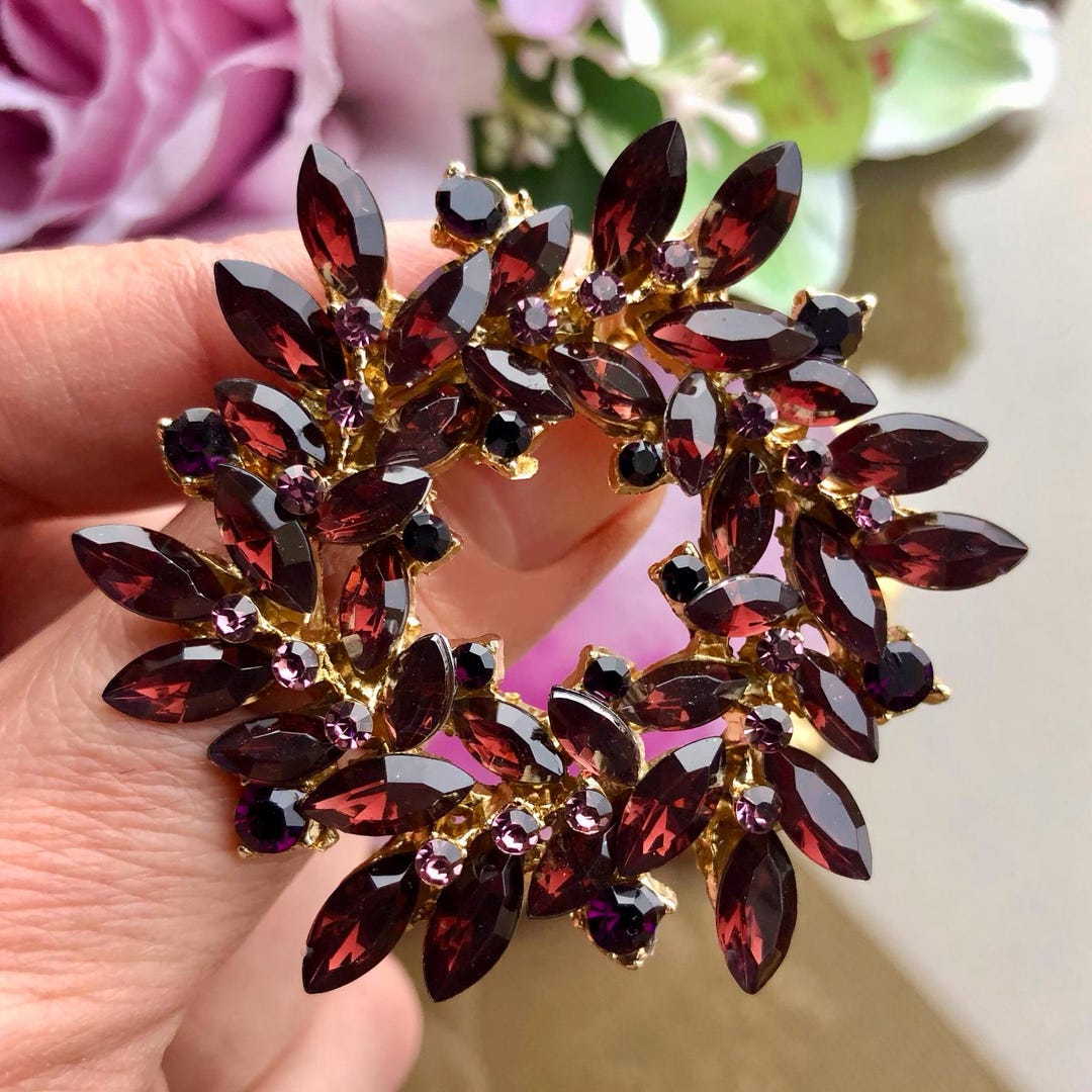 Broche couronne en cristal avec strass : bijoux de style vintage - Etsy ...
