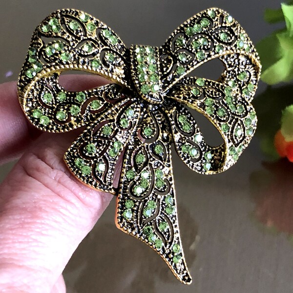 Large Bow Pendant - Etsy