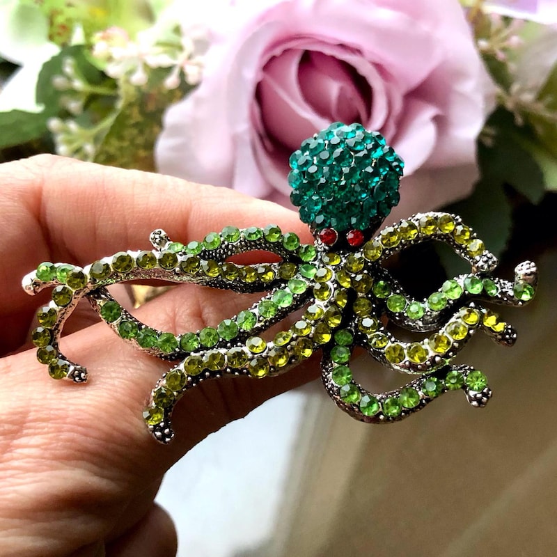 Octopus Brooch - Etsy