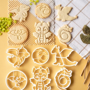 Mythical Dragon-shaped Cookie Cutter - Etsy