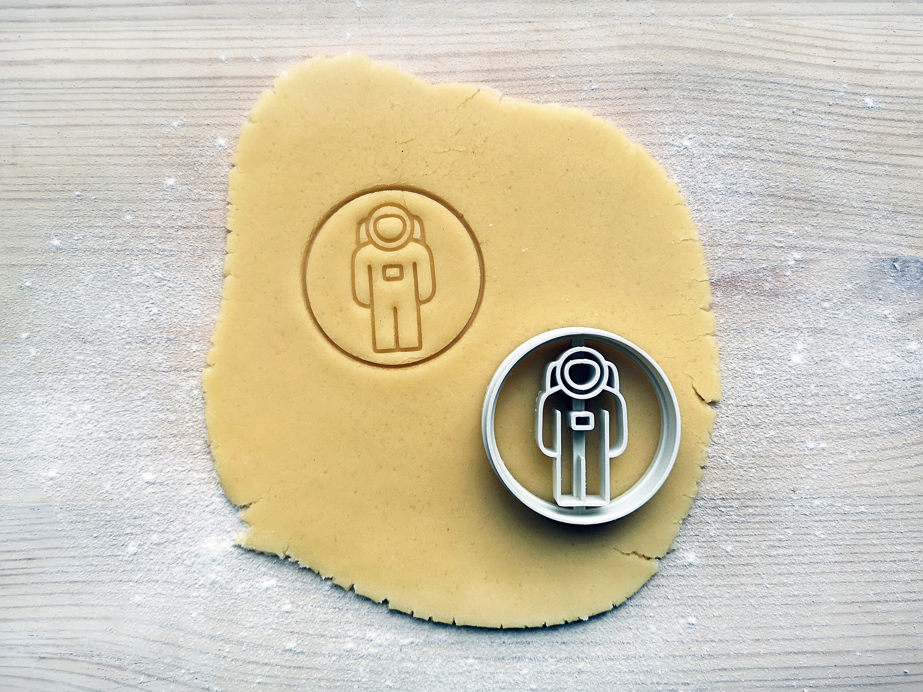 SPACE THEME astronaut cookie cutter | Etsy