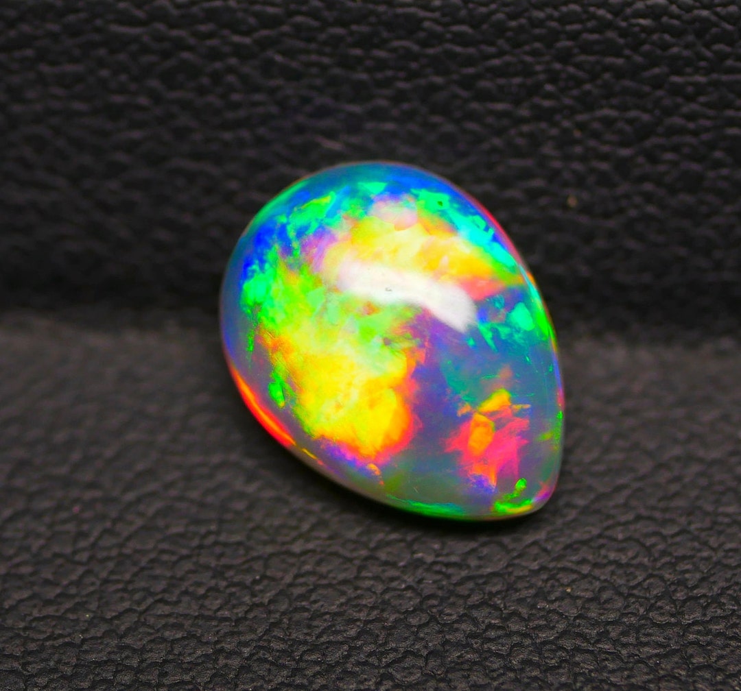 2.40 Ct AAA Grade Natural Ethiopian Opal, Opal Gemstone, Play of Color ...