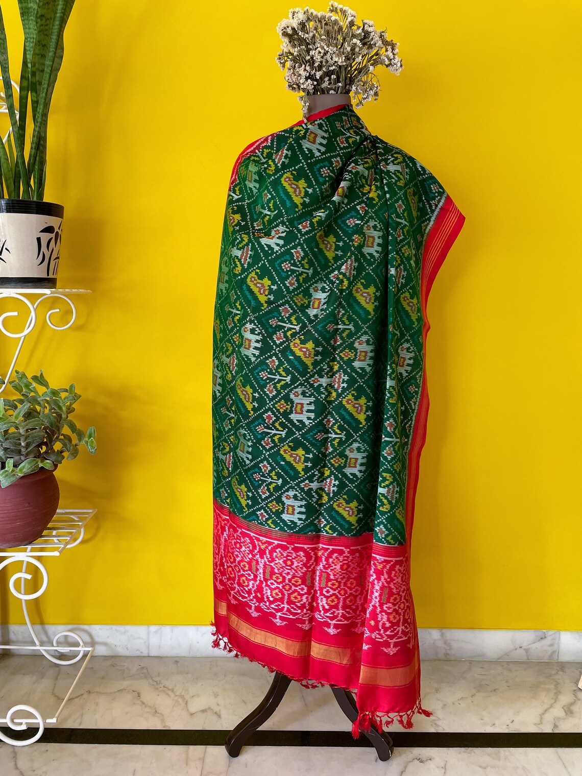 Indian Wrap, Ikat Duppatta, Patan Patola Duppatta,handwoven Wrap,indian ...
