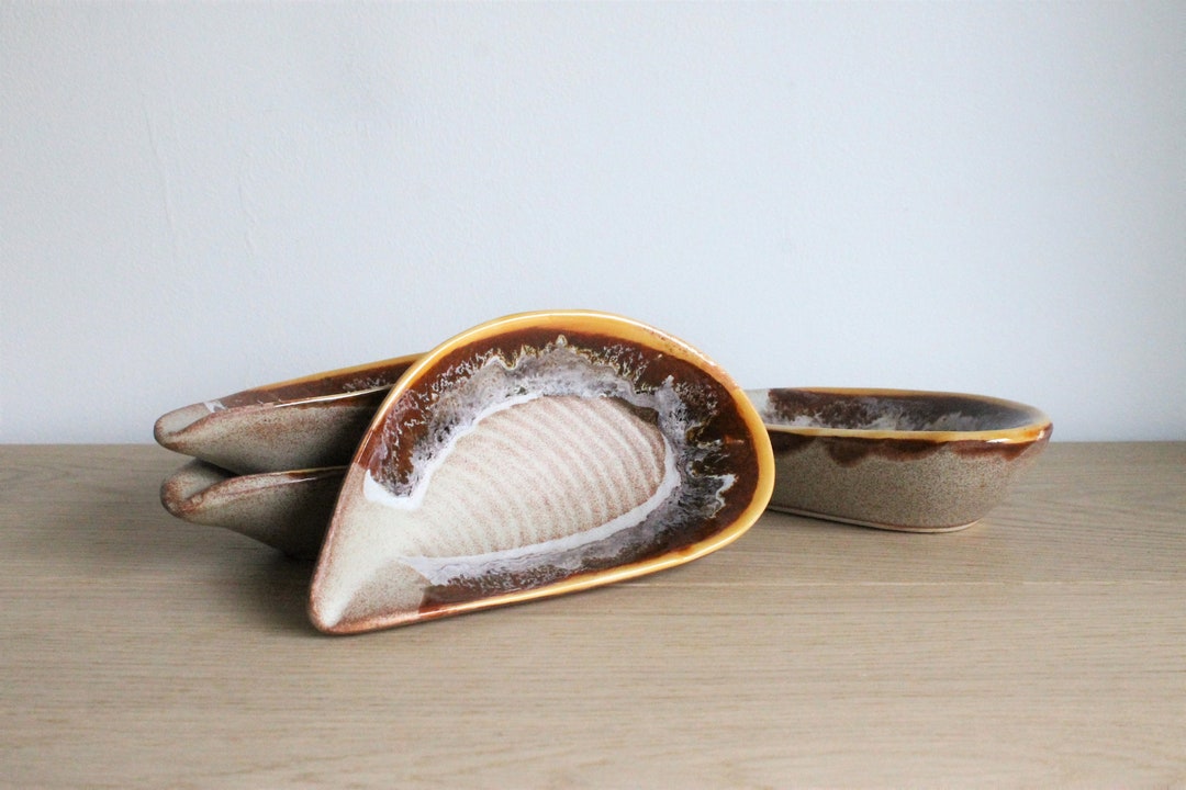 4 Vintage Small Shell Appetizer Plates or Dishes, French Mid Century ...