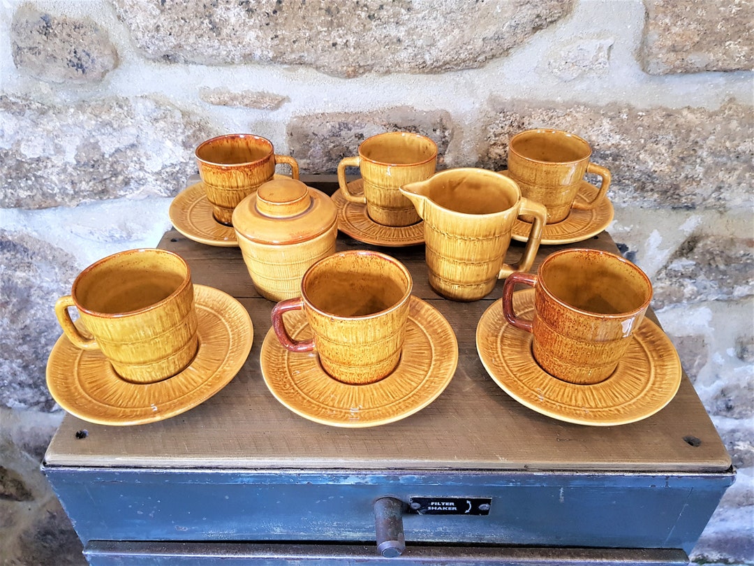Bermuda Pottery Part Coffee Set Bee Hive Pattern 1970s - Etsy
